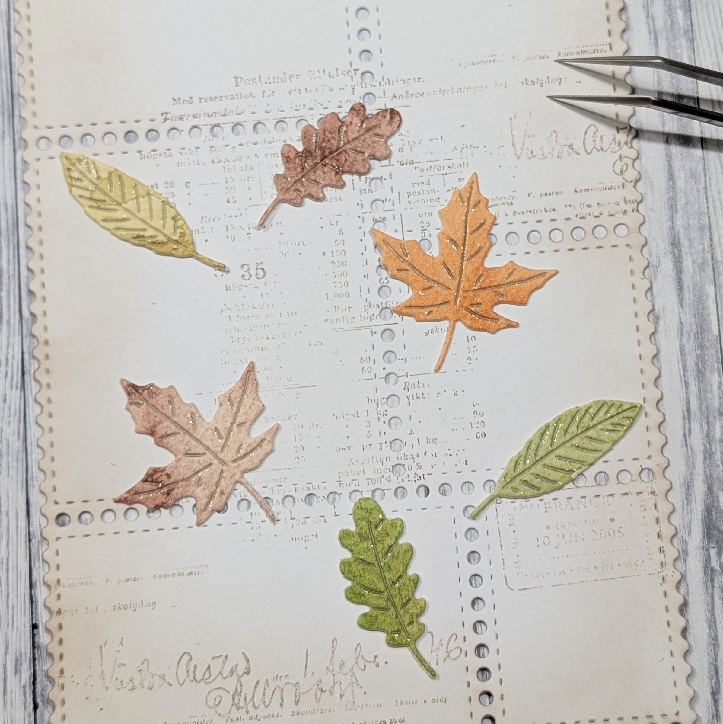 Gummiapan - 3 Small Leaves - Meissa print